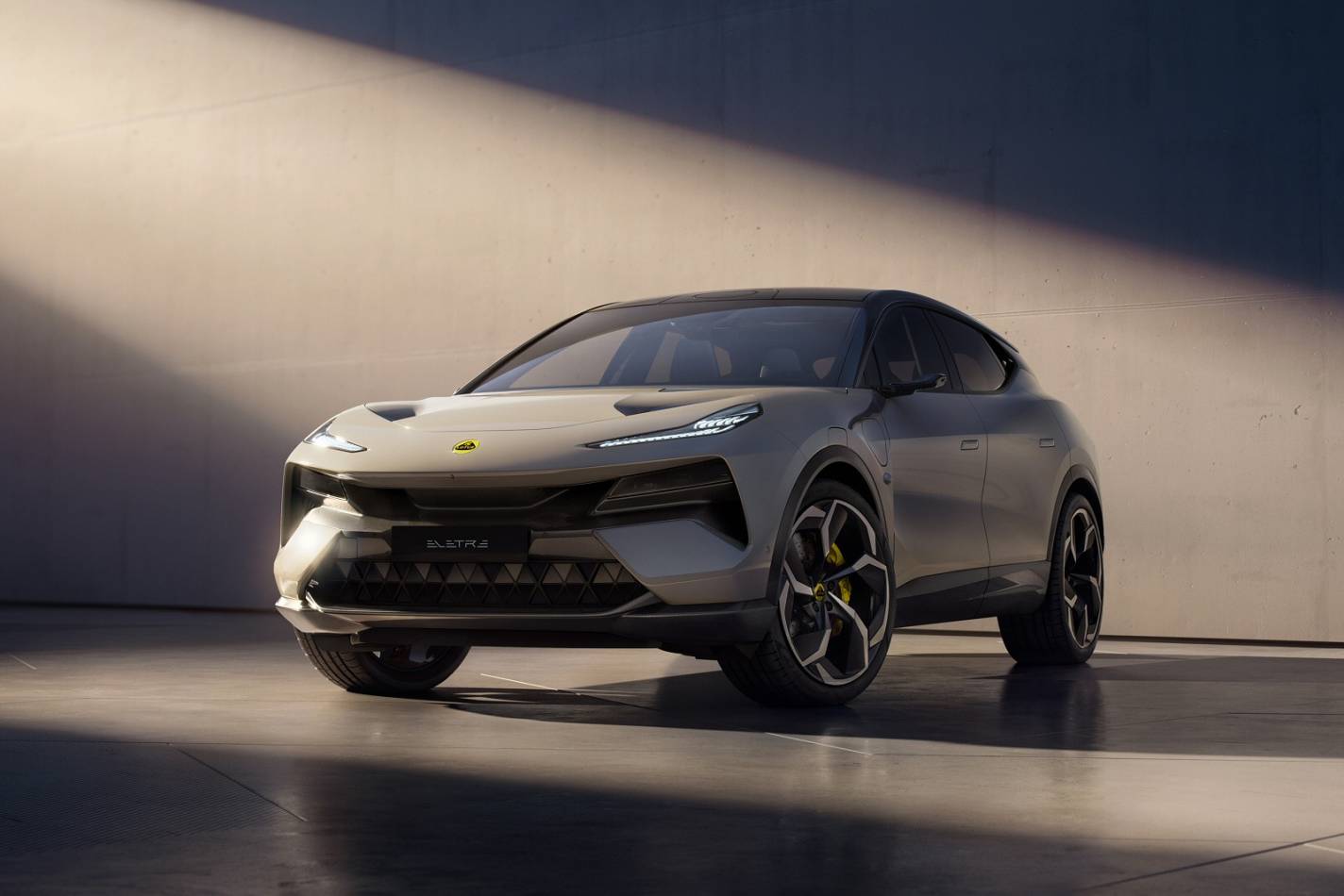 Lotus Eletre Electric Lease Deals | e-car lease